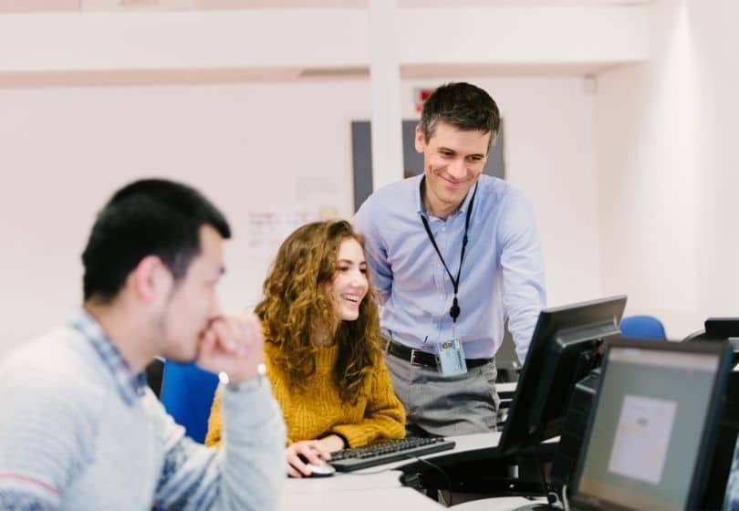 Tenir les promesses de l'apprentissage - UCLy