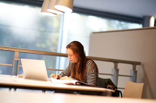 Certification Cambridge : comment préparer l'examen ? | UCLy